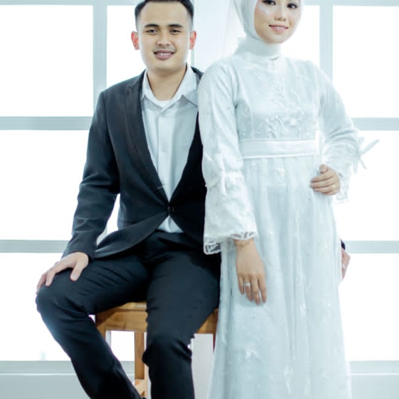 Website Pernikahan Muhammad rizky pratama dan Melis setia rini